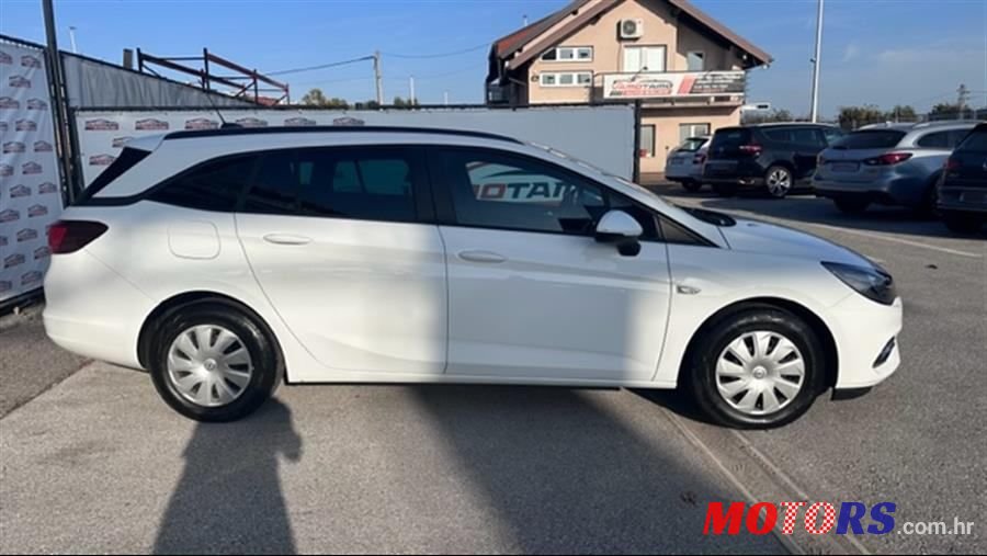 2020' Opel Astra Karavan za prodaju. Grad Zagreb, Hrvatska