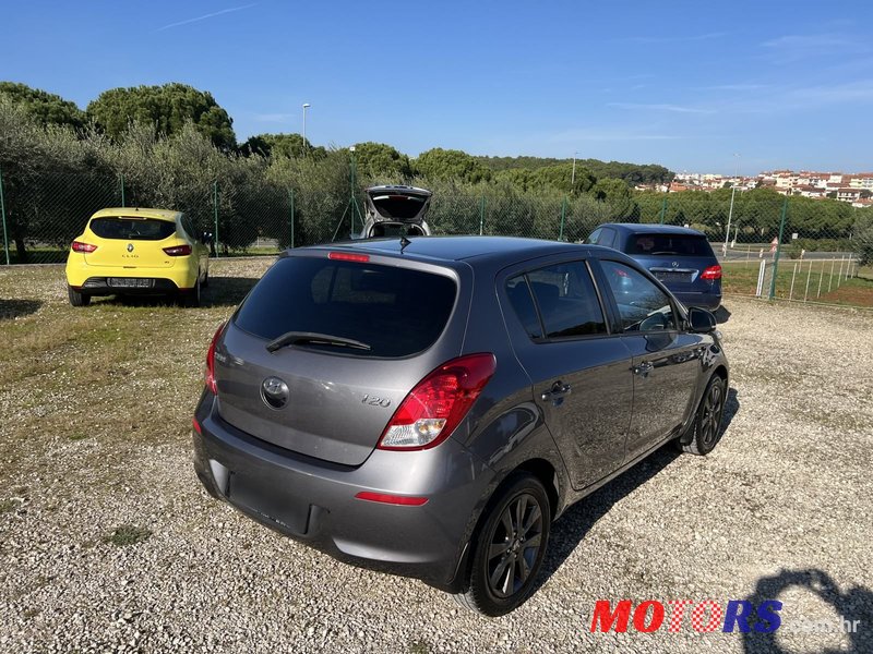 2015' Hyundai i20 1,2 5 for sale. Istria, Croatia